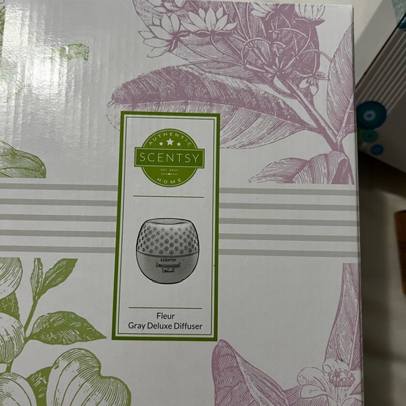Scentsy | Other | Nib Scentsy Deluxe Diffuser | Poshmark